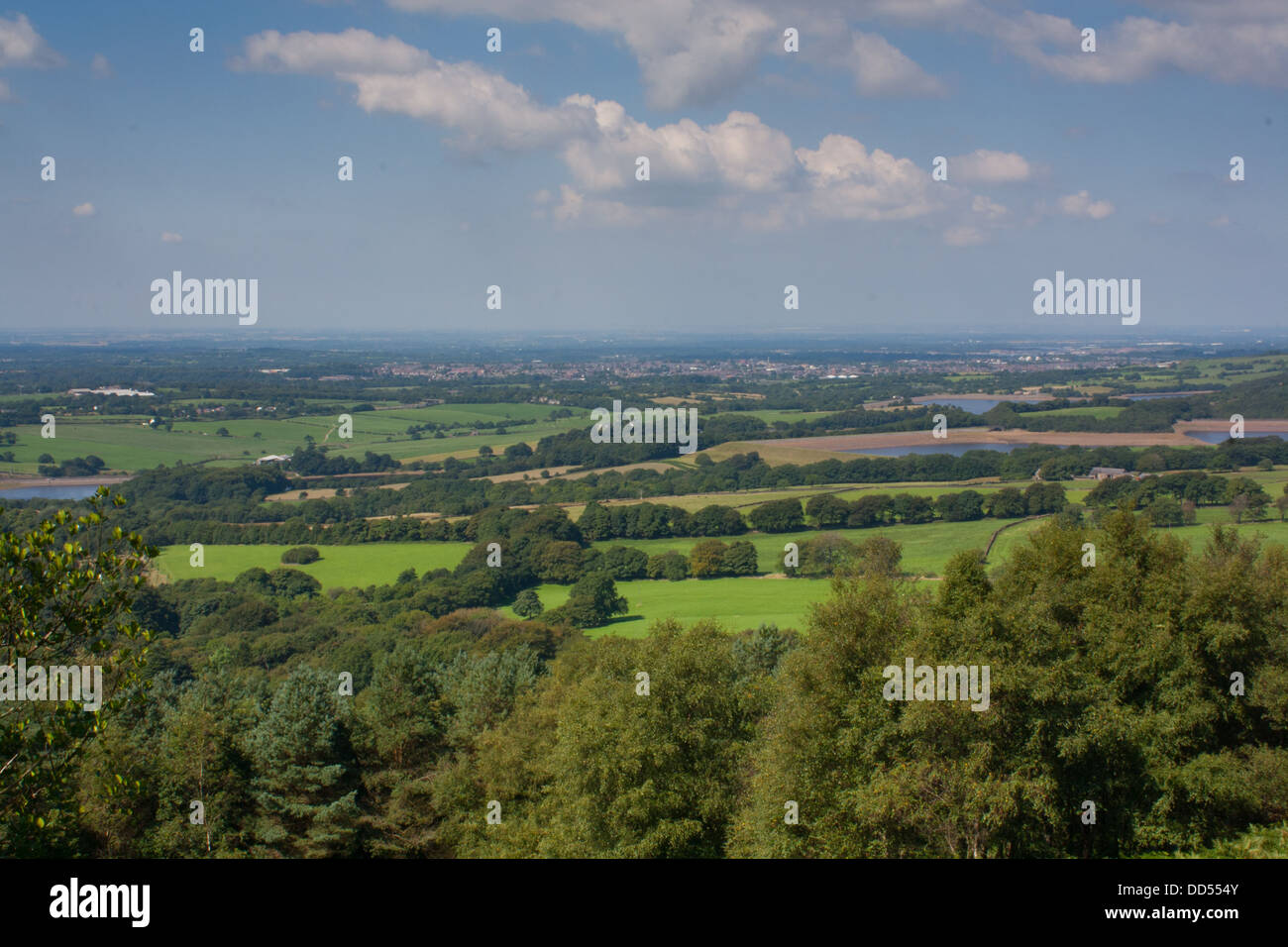 country side view Stock Photo - Alamy