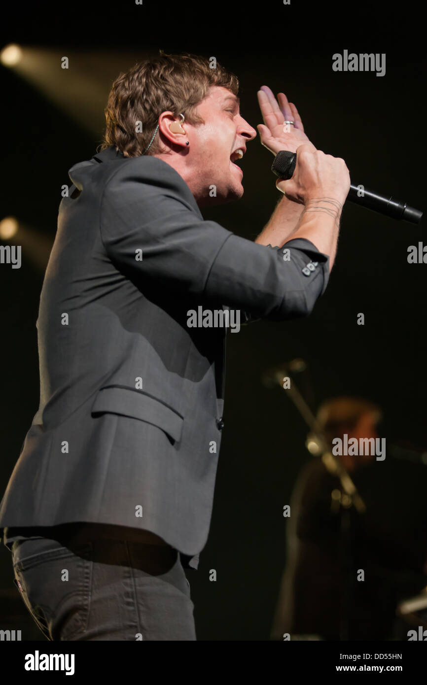 Rob thomas of matchbox 20 hi-res stock photography and images - Alamy
