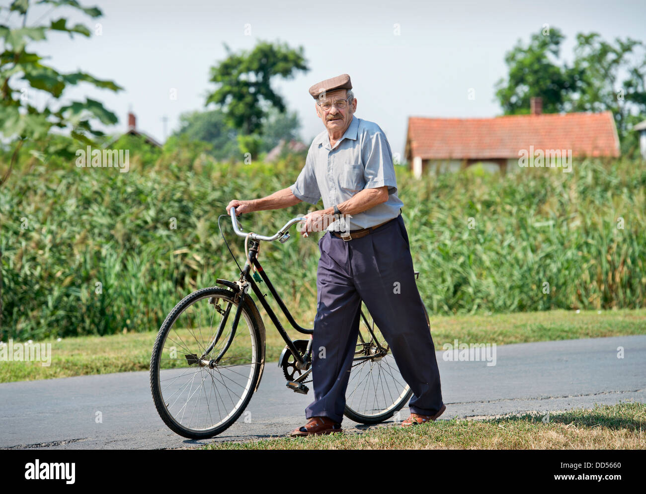 Hungarian man hi-res stock photography and images - Alamy