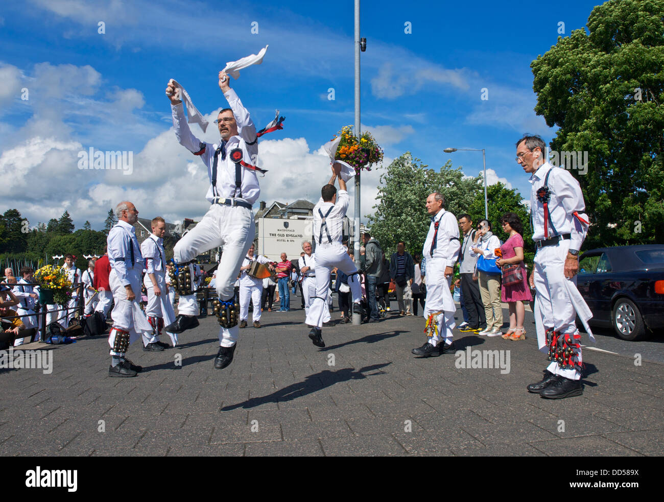 Morris dancing hi-res stock photography and images - Alamy