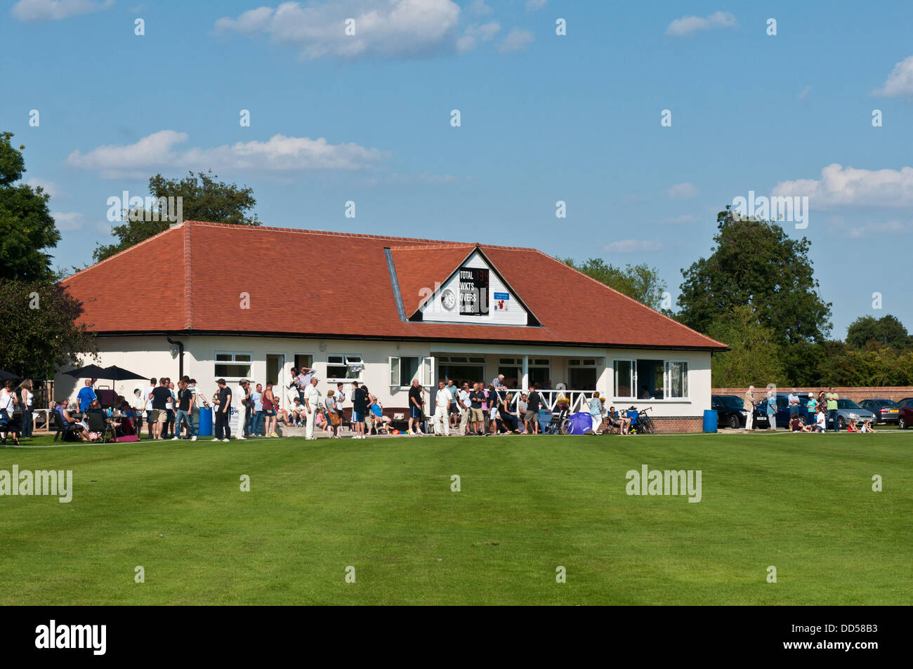 Nottinghamshire county cricket team hi-res stock photography and images ...