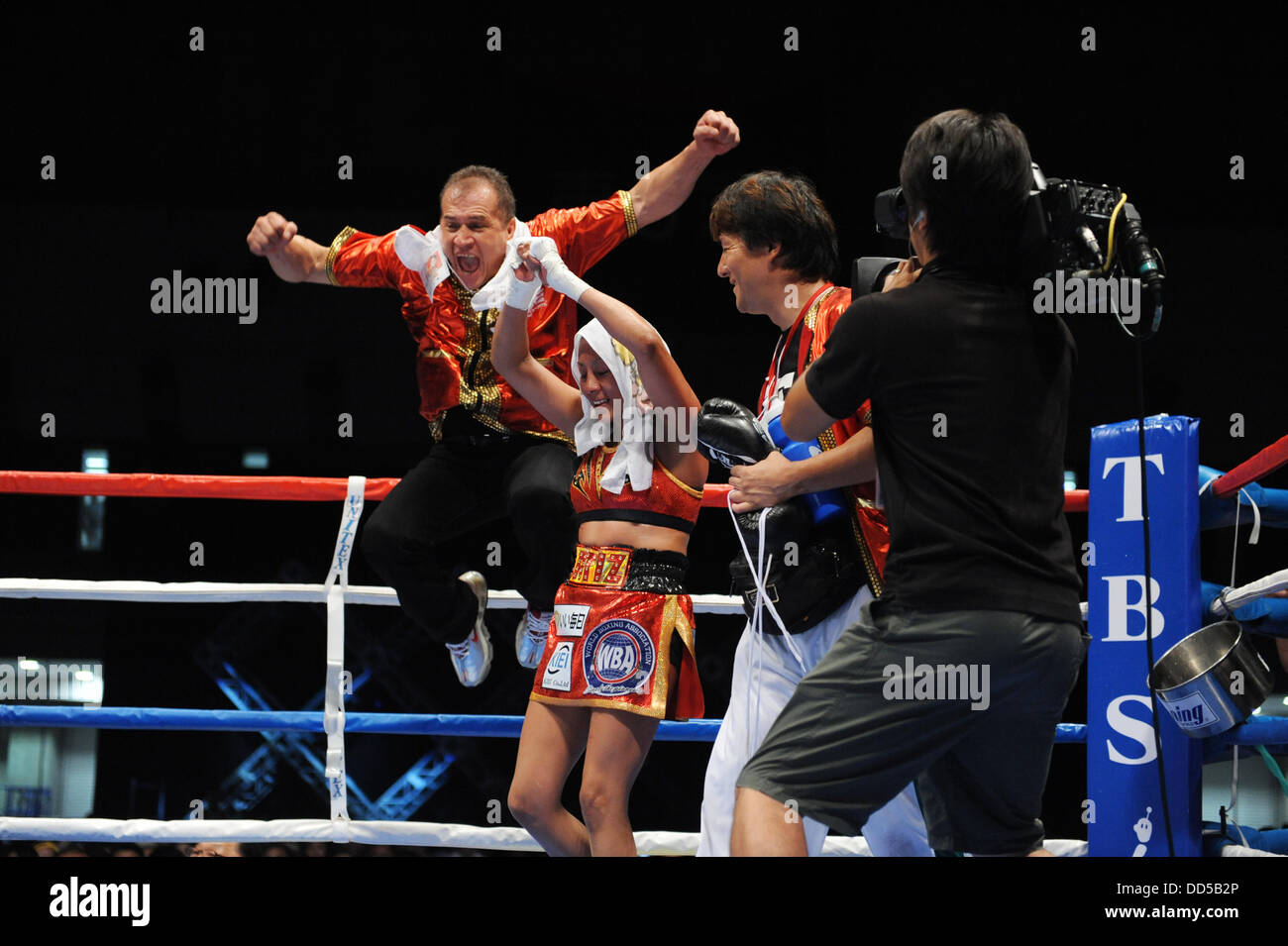 (L-R) Ruben Lira, Anabel Ortiz (MEX), JULY 23, 2013 - Boxing : Anabel ...