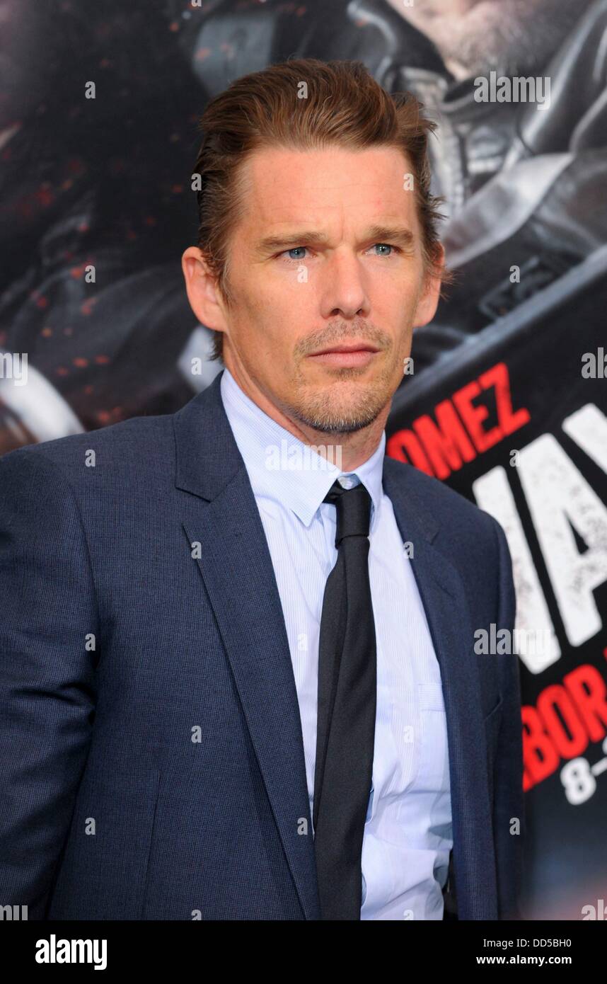 Los Angeles, CA. 26th Aug, 2013. Ethan Hawke at arrivals for GETAWAY ...