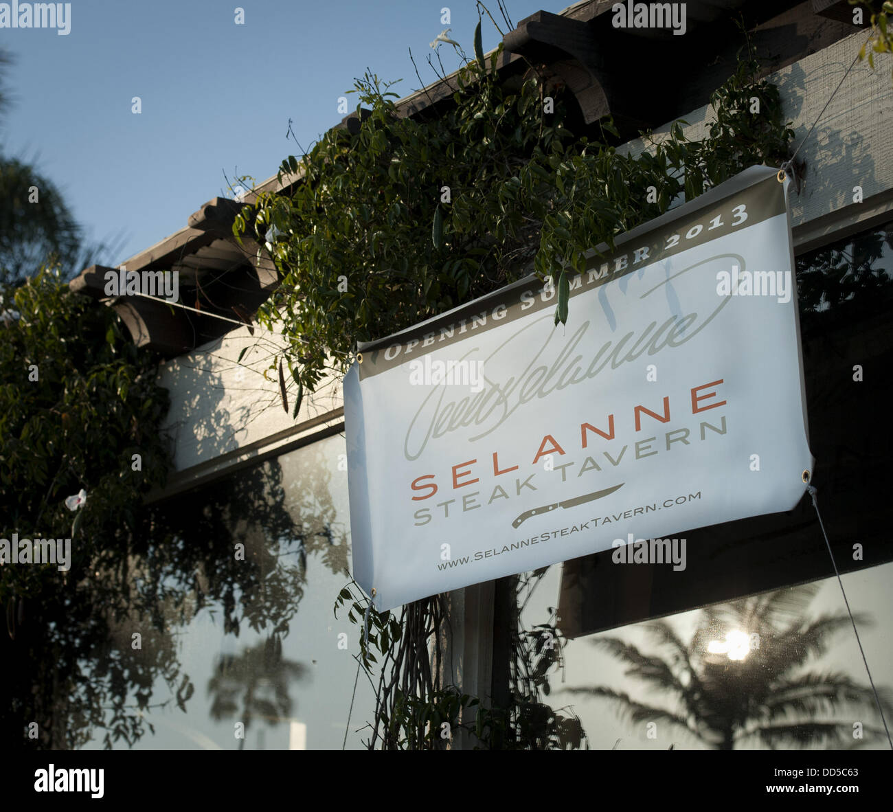 Aug. 25, 2013 - Laguna Beach, California, USA - A banner announcing ...