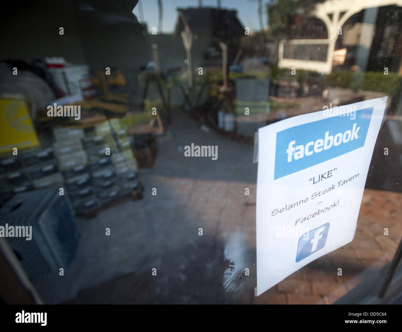 8th floor sign hi-res stock photography and images - Alamy