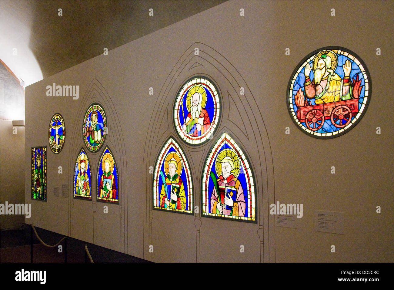 Opera santa croce museum hi-res stock photography and images - Alamy