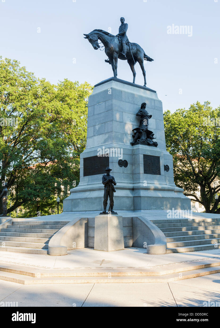 General Sherman Monument, statue of American Civil War figure, in ...