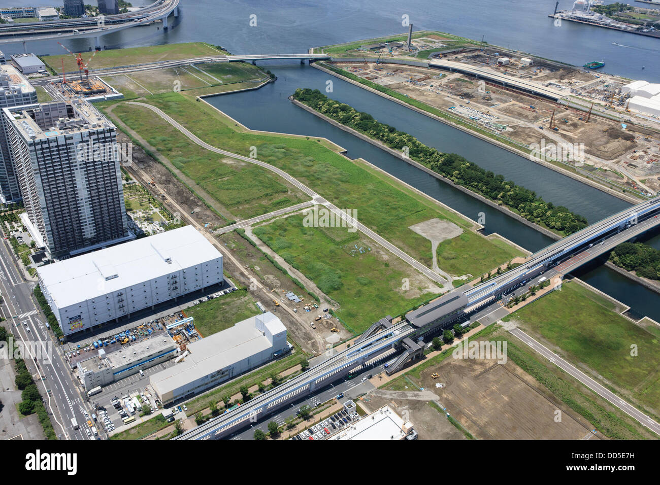 Tokyo 2020 olympic stadium aerial hi-res stock photography and images ...