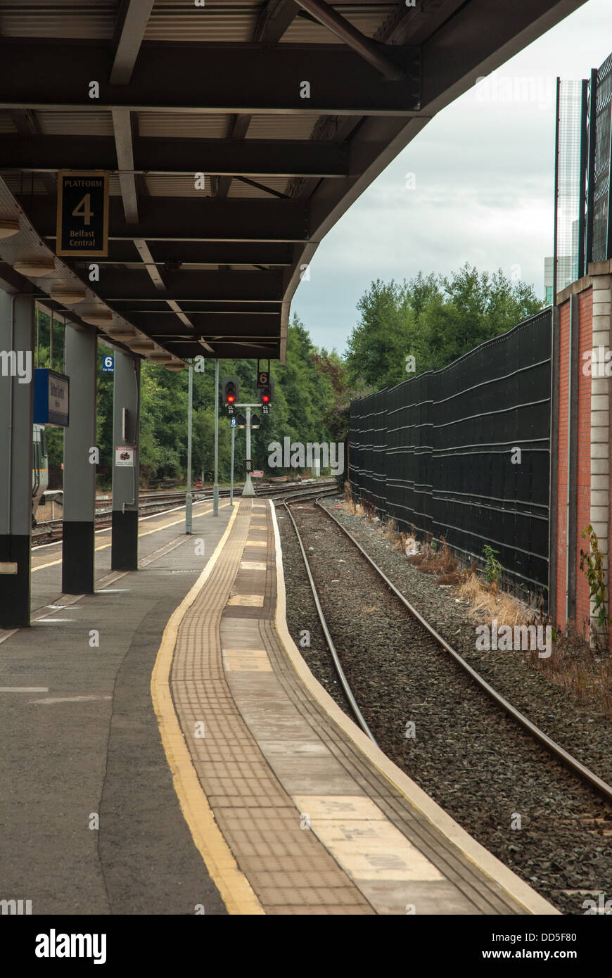 Central belfast hi-res stock photography and images - Alamy