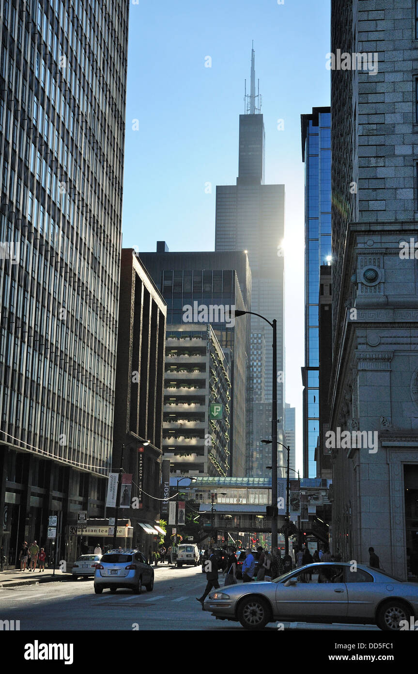 View looking up West Adams Street in downtown Chicago at the (Sears ...