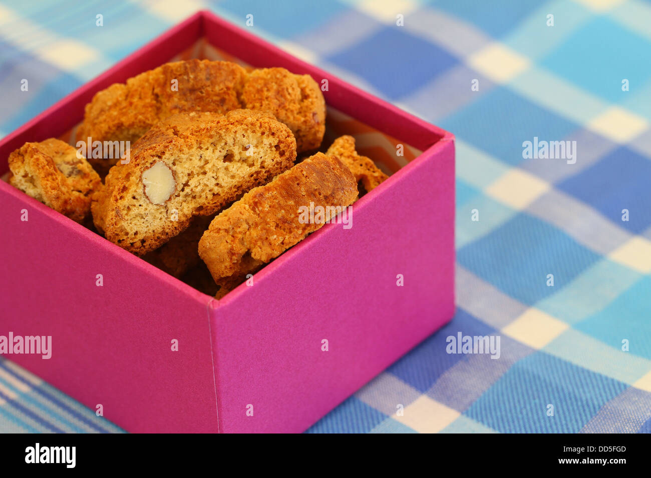 Cantuccini biscuits in pink box with copy space Stock Photo - Alamy