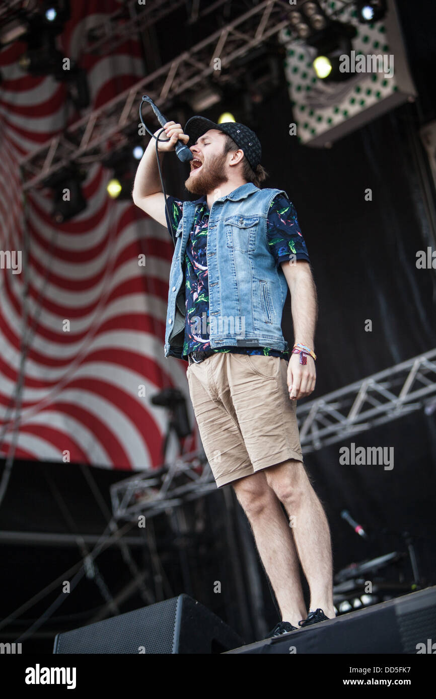 Enter shikari hi-res stock photography and images - Alamy
