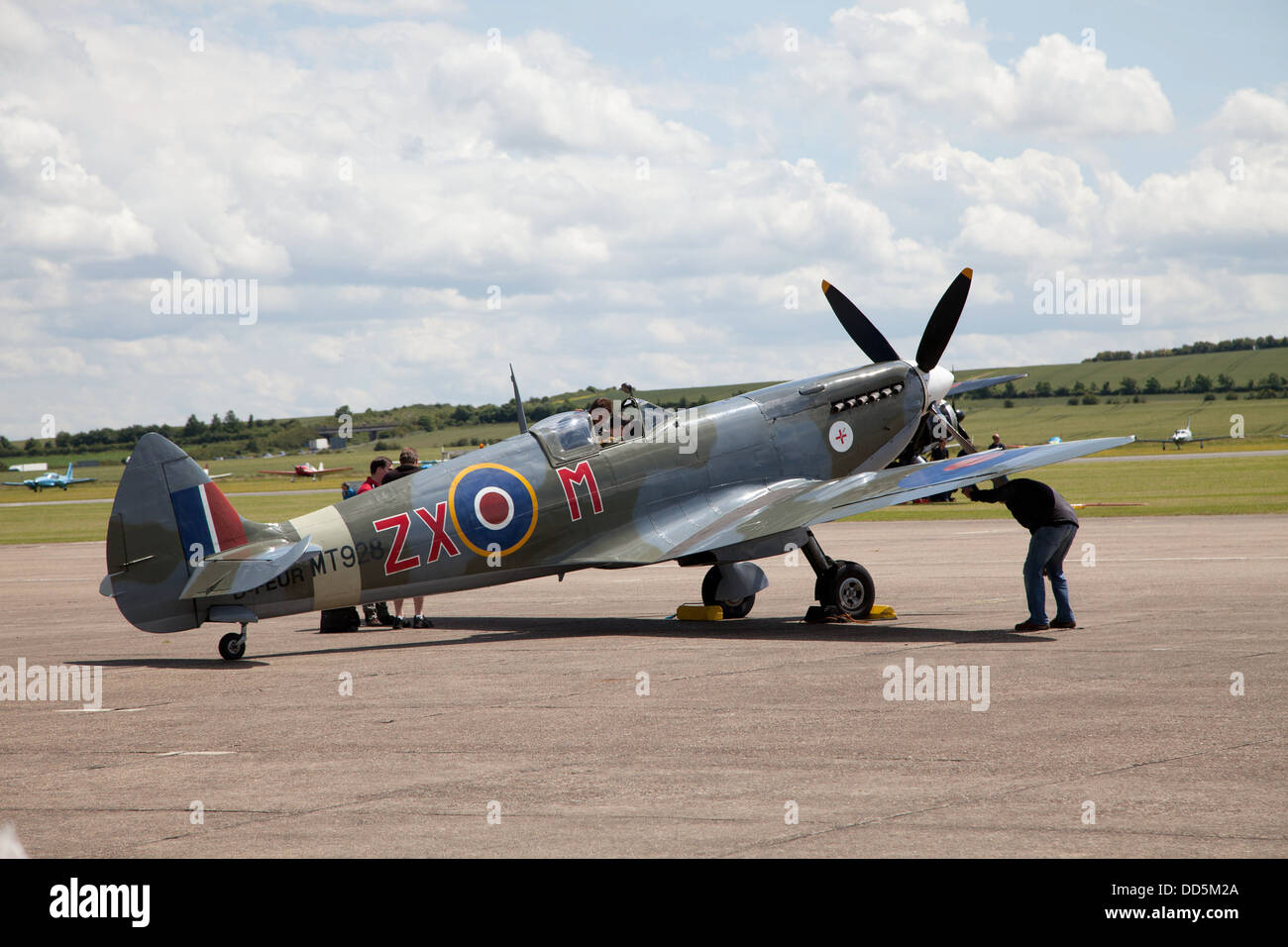 Spitfire WW11 fighter aircraft at an air display Stock Photo - Alamy