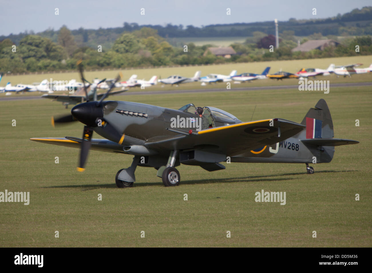 Spitfire WW11 fighter aircraft at an air display Stock Photo - Alamy