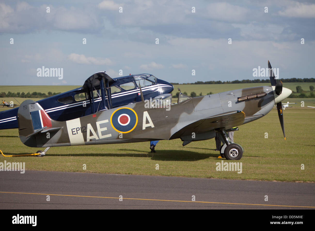 Spitfire WW11 fighter aircraft at an air display Stock Photo - Alamy