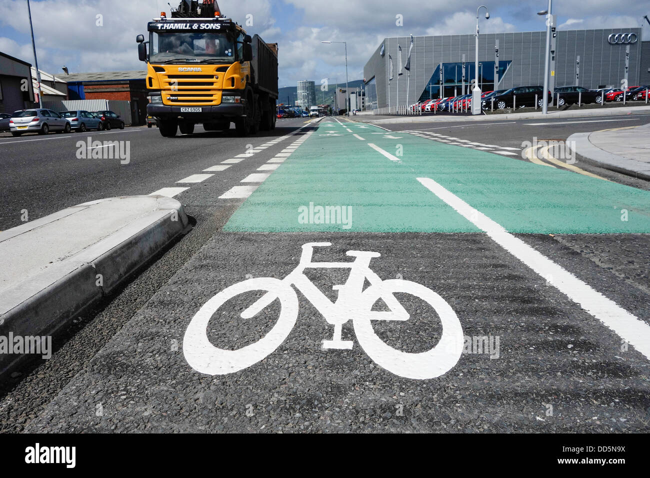 Cycle lane belfast hi-res stock photography and images - Alamy