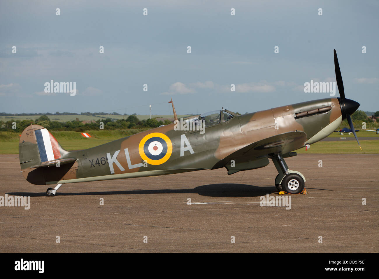 ww11 vintage Spitfire aircraft on display at Duxford Classic Wings air ...