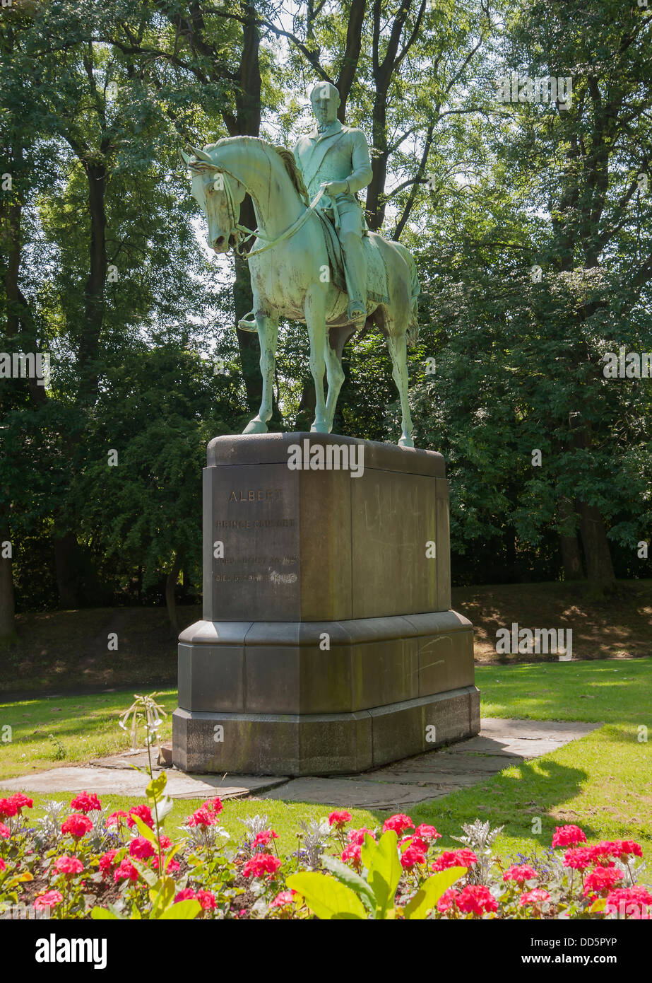 Nimrod statue hi-res stock photography and images - Alamy