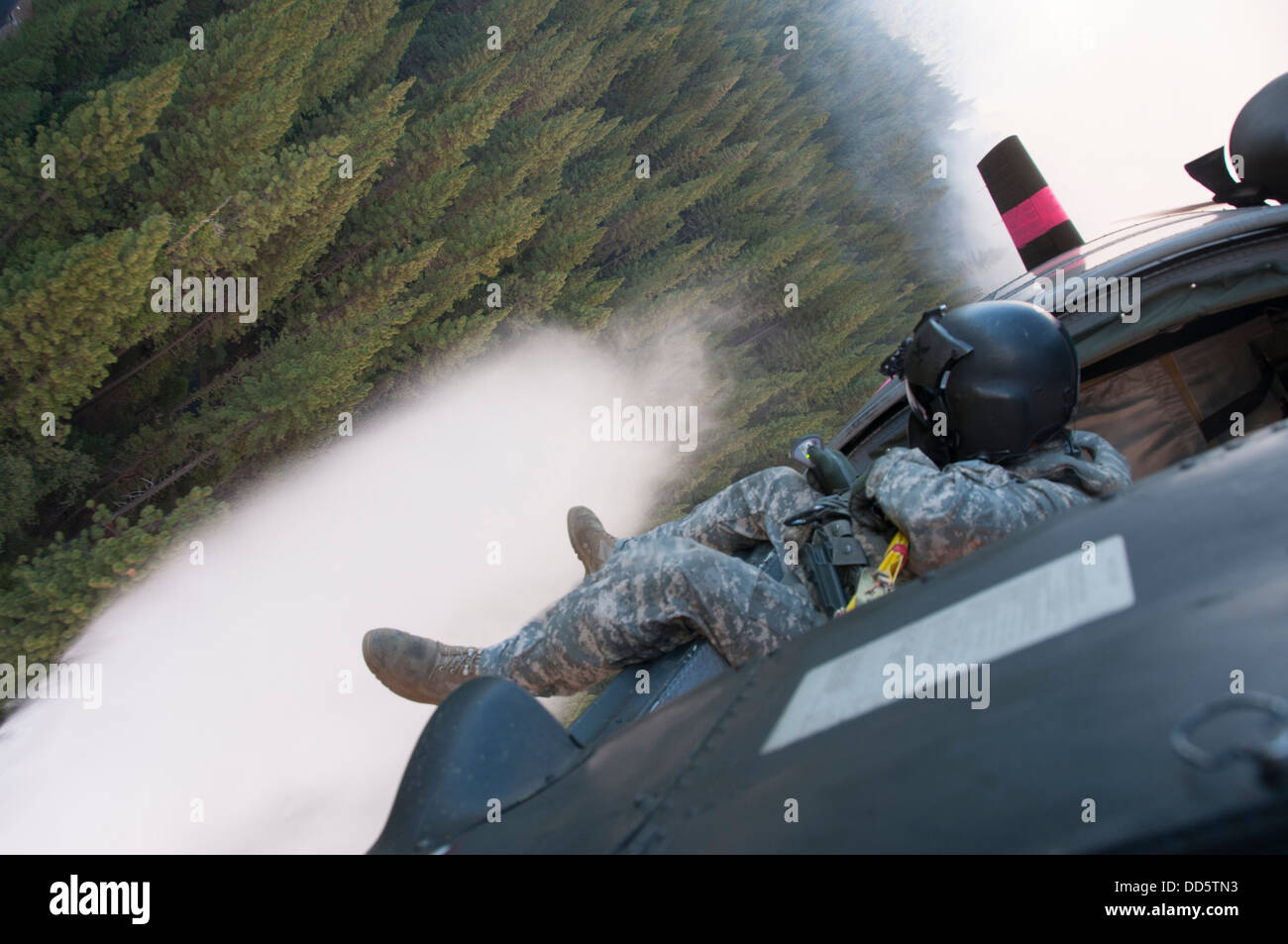 Sgt. Chris Boni, crew chief from the California Army National Guard, 1 ...
