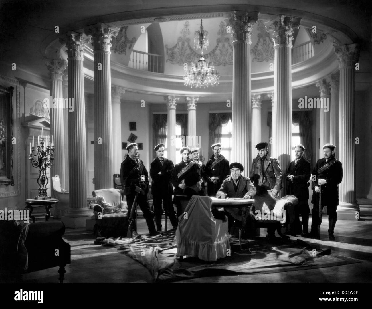 Seated knight hi-res stock photography and images - Alamy