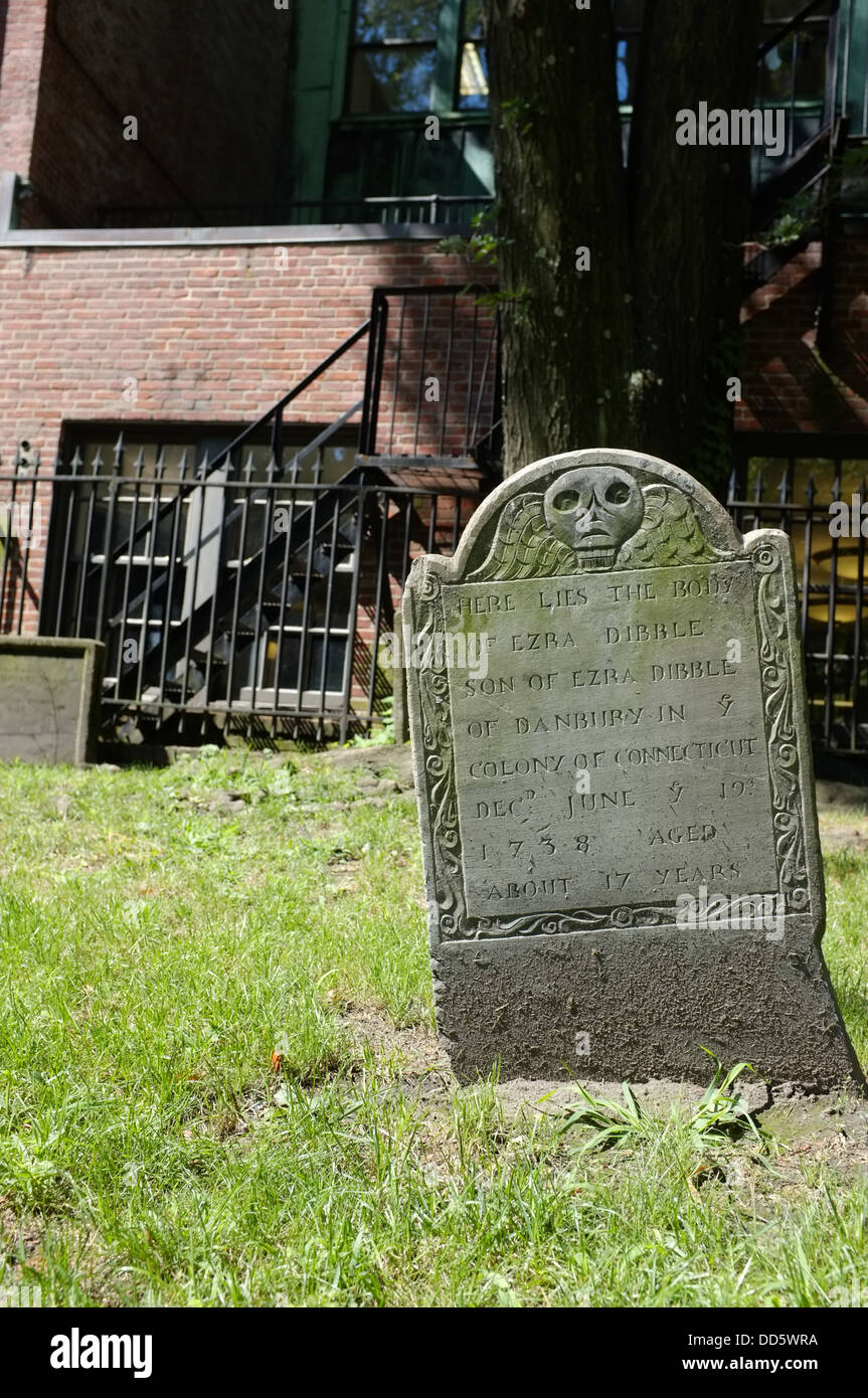 Old Granary Burying Ground, Boston, USA Stock Photo - Alamy