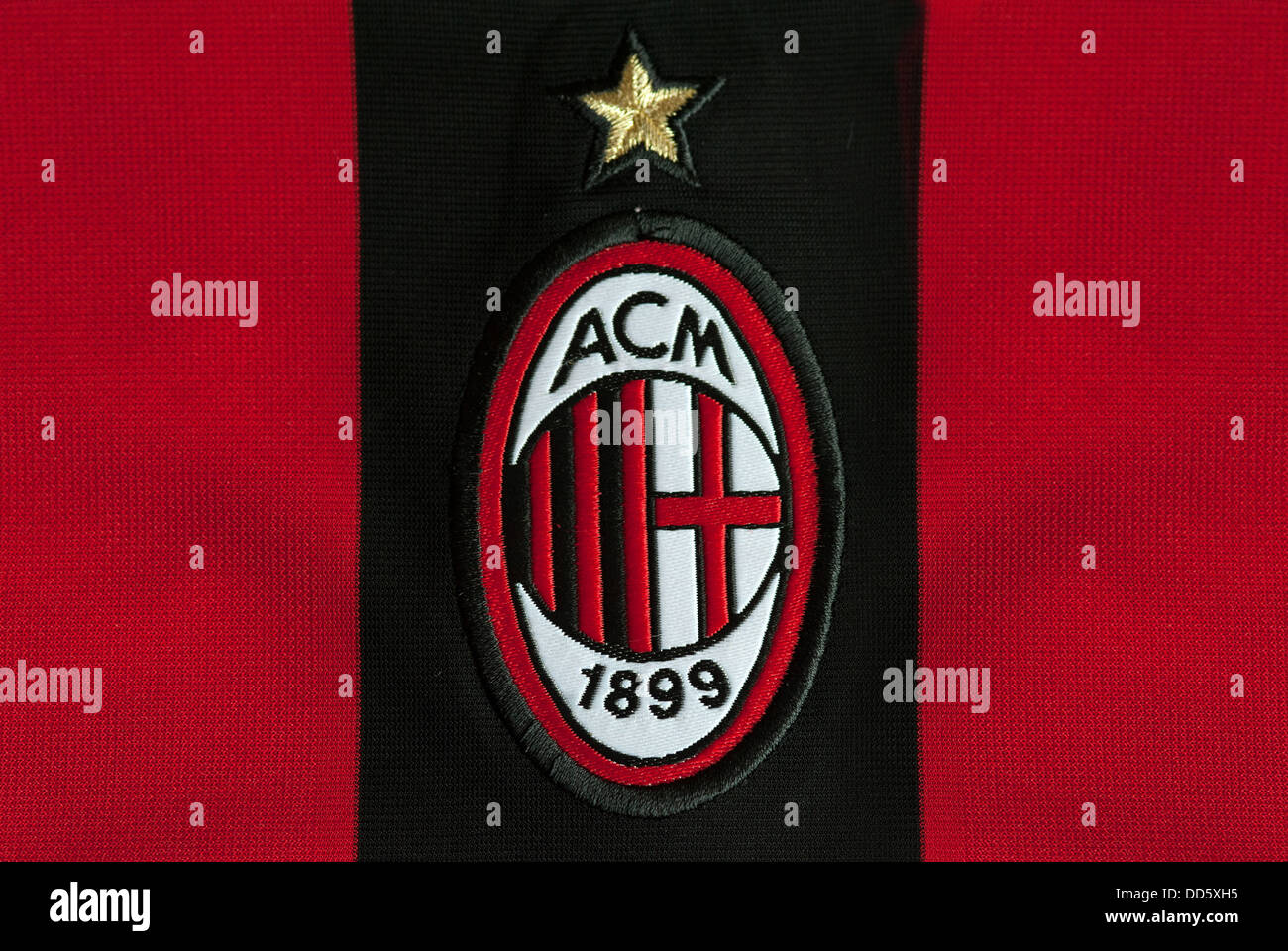 Ac milan shirt hi-res stock photography and images - Alamy
