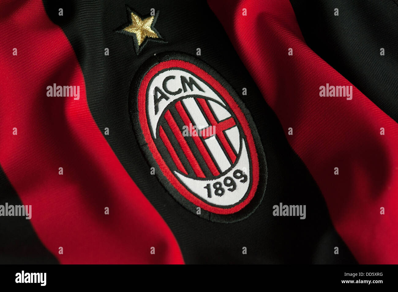 Ac milan shirt hi-res stock photography and images - Alamy