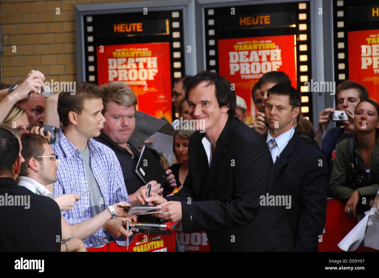 Death proof hi-res stock photography and images - Alamy