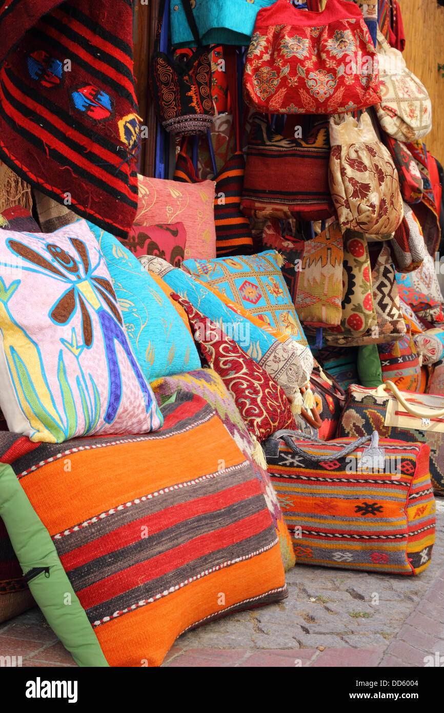 Asia antique textiles hi-res stock photography and images - Alamy