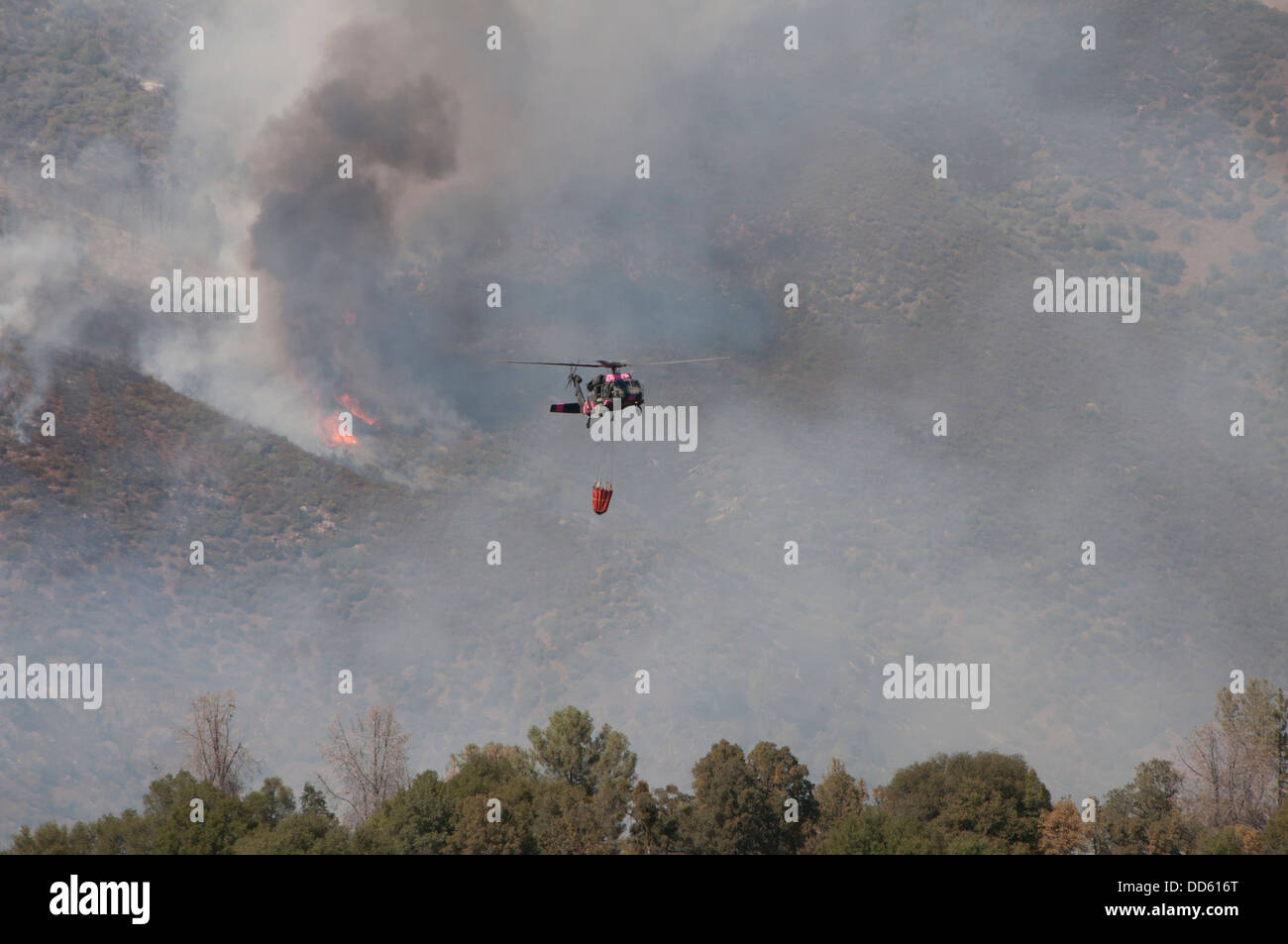 The California Army National Guard's 1-140th Aviation Brigade (Air ...