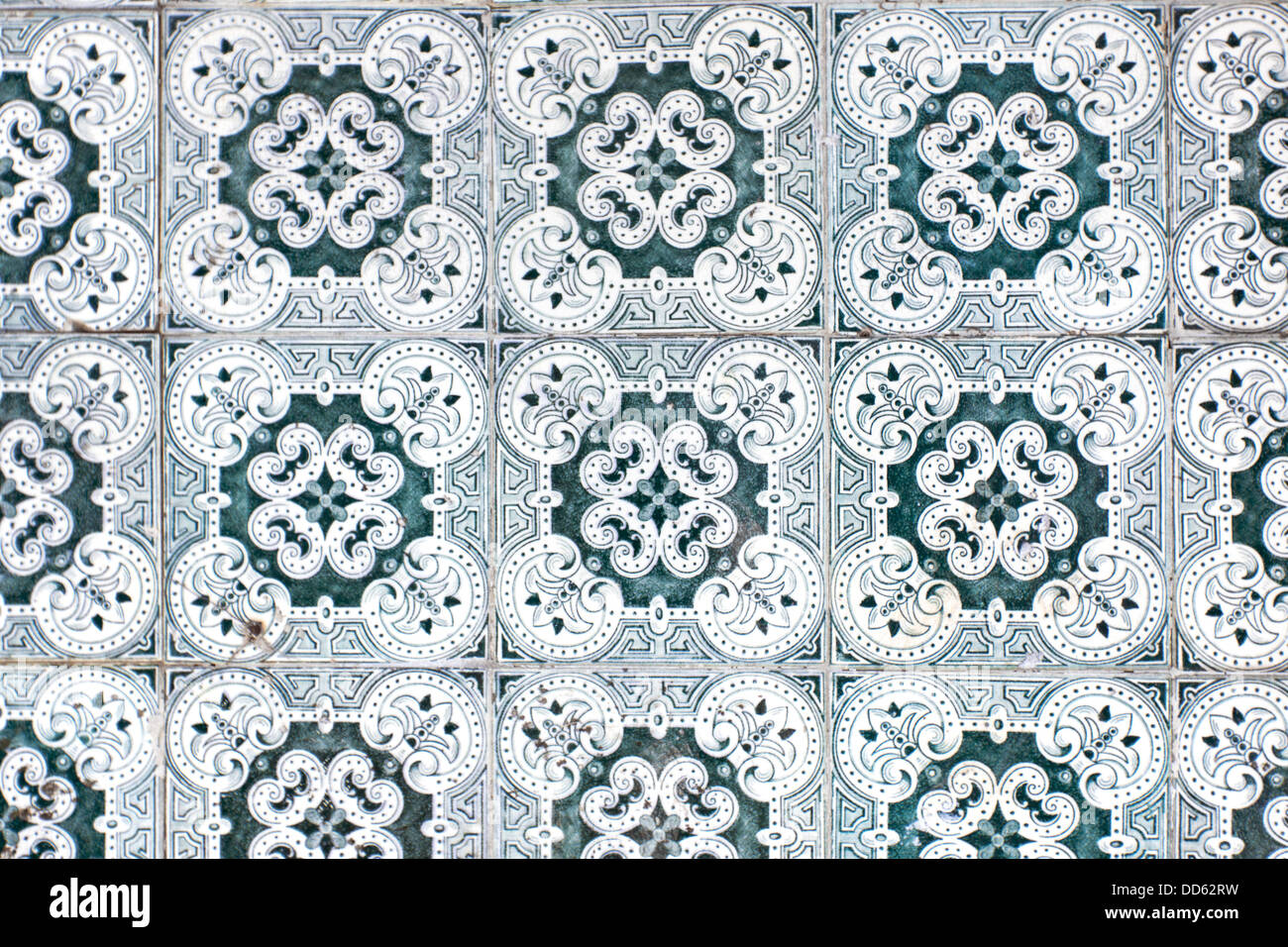 Tile pattern lisbon hi-res stock photography and images - Alamy