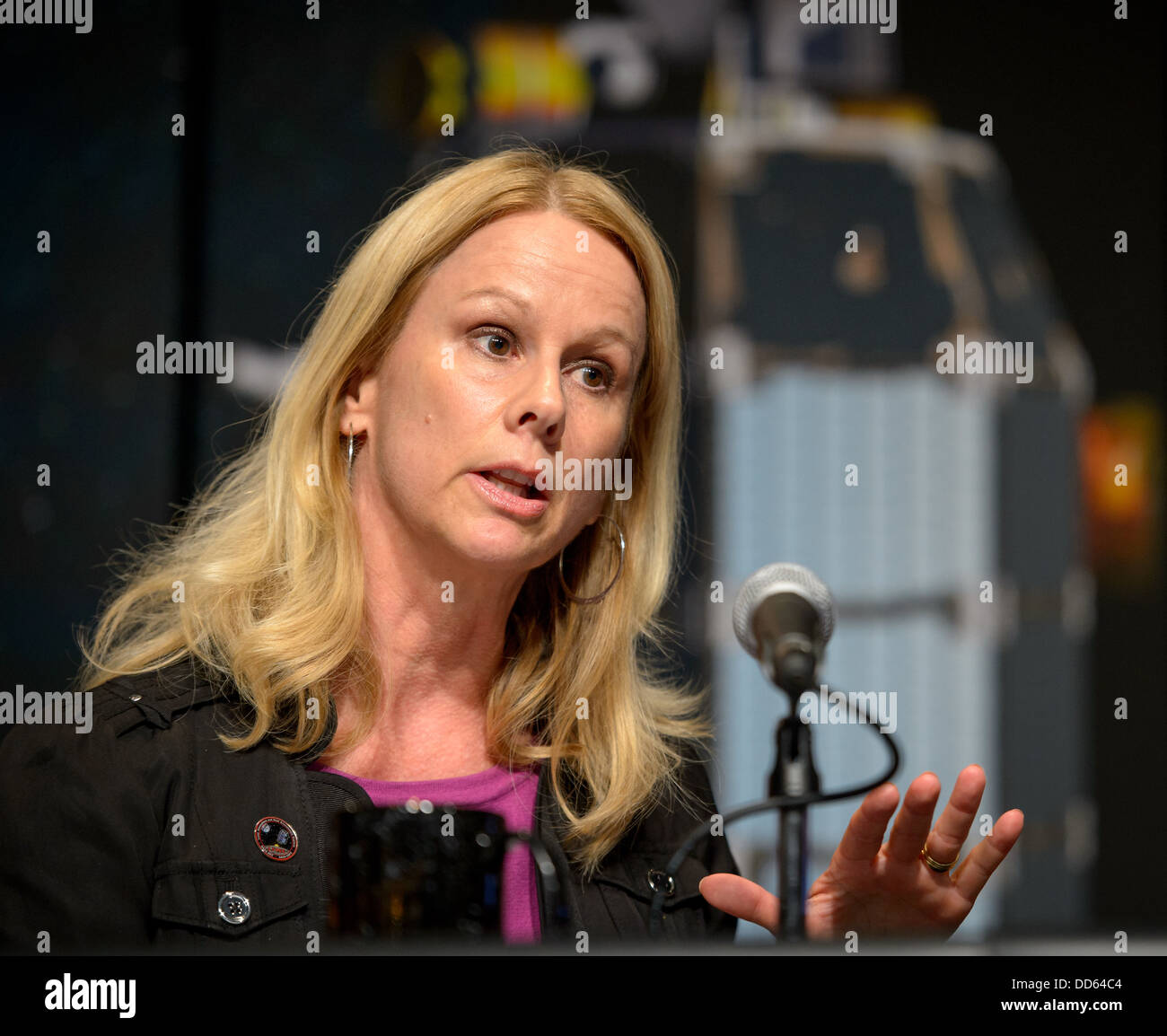 LADEE Lunar Mission Briefing Stock Photo - Alamy