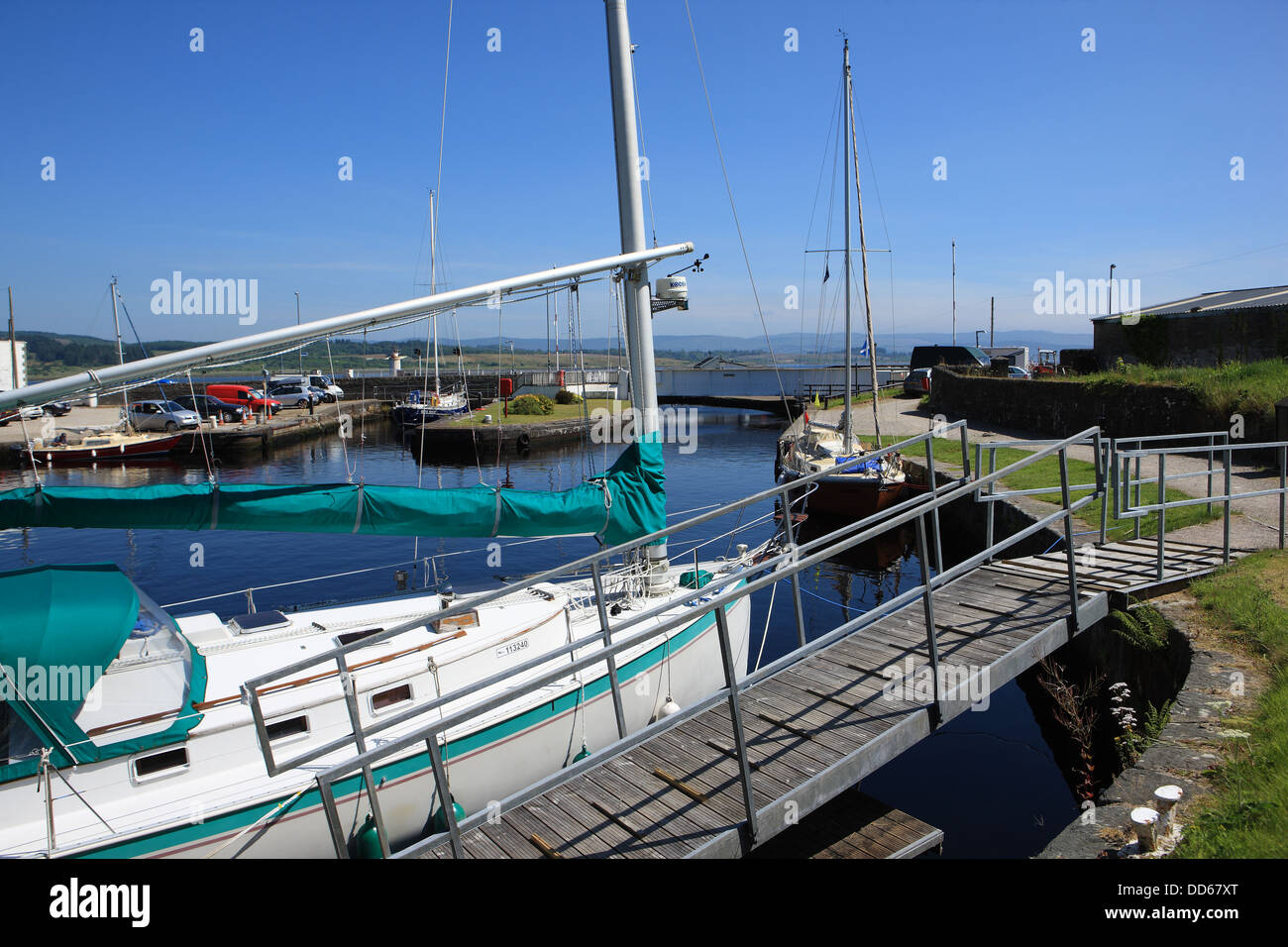 Entrance of the crinan basin hi-res stock photography and images - Alamy