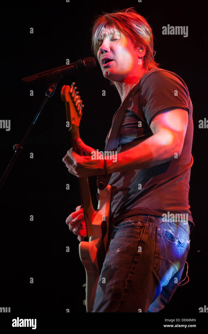 London Ontario, Canada. 25th Aug, 2013. Lead singer John Rzeznik, of ...