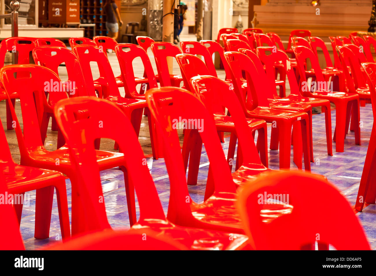 Red desk chair hi-res stock photography and images - Alamy