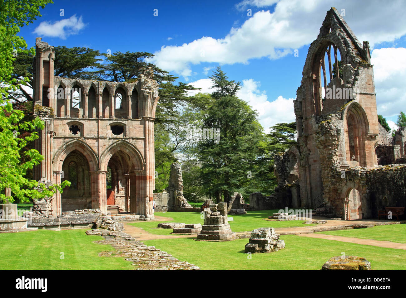 Dryburgh Abbey, Scottish Borders Stock Photo - Alamy