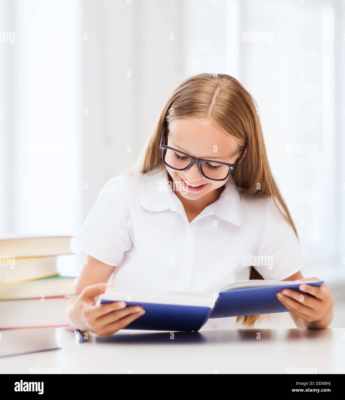 student girl studying at school Stock Photo - Alamy