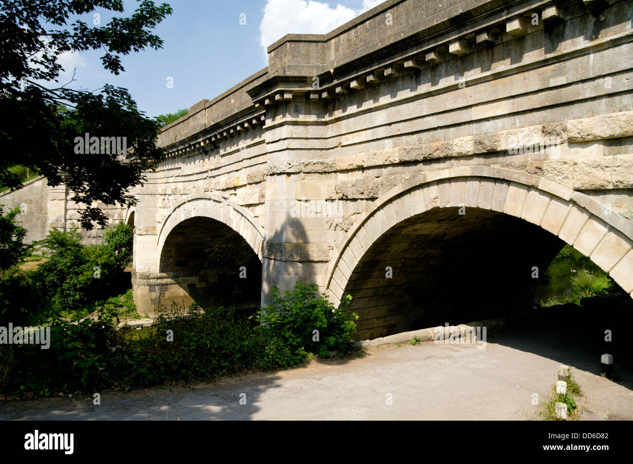 River avon aqueduct hi-res stock photography and images - Alamy
