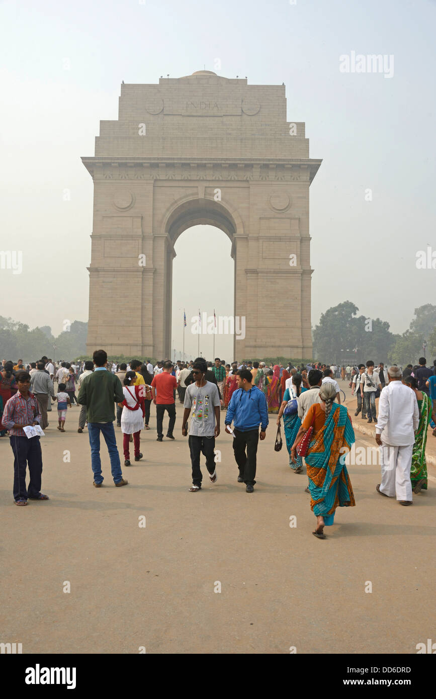 India gate smog hi-res stock photography and images - Alamy