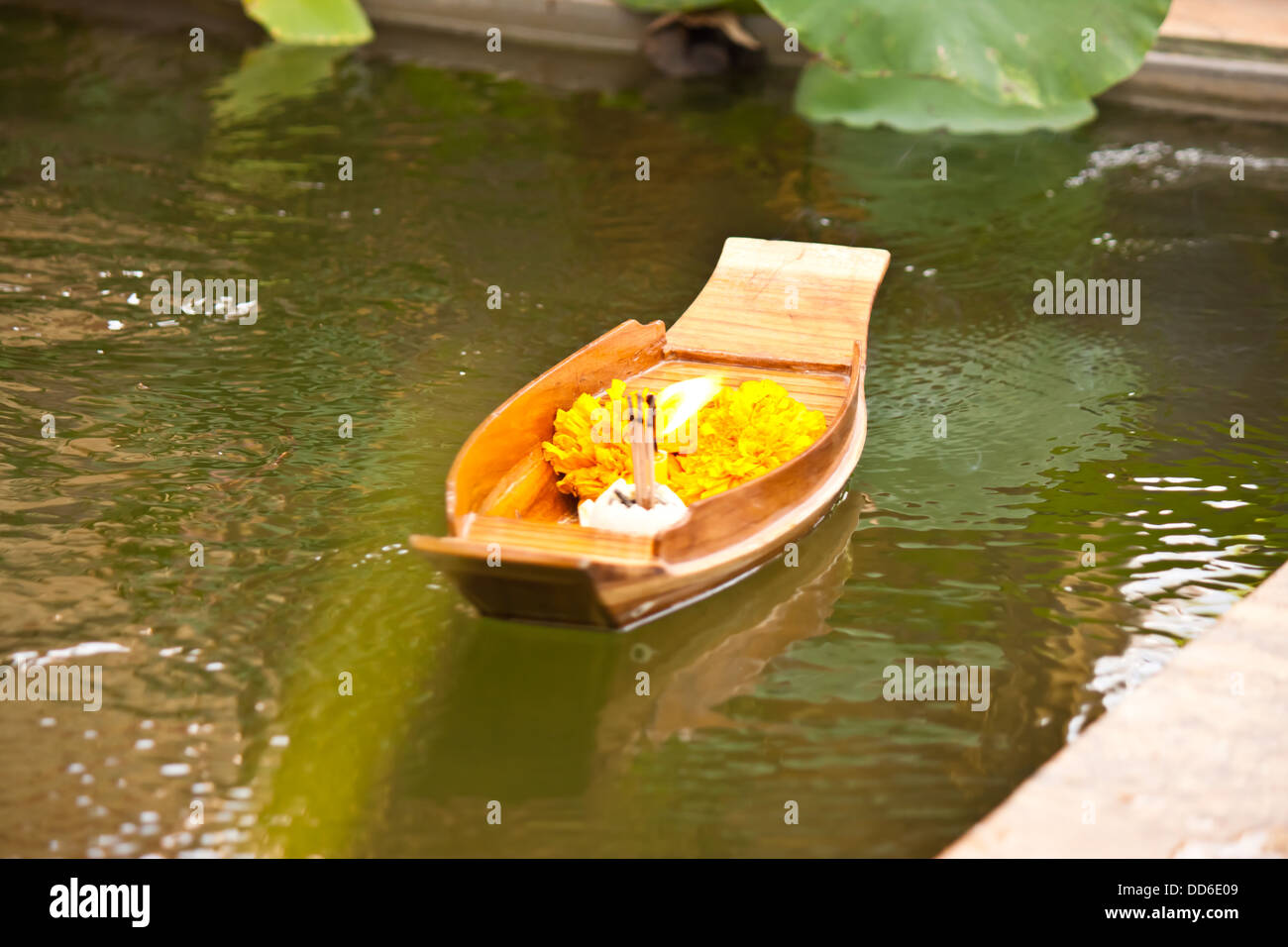 little boat on river Stock Photo - Alamy
