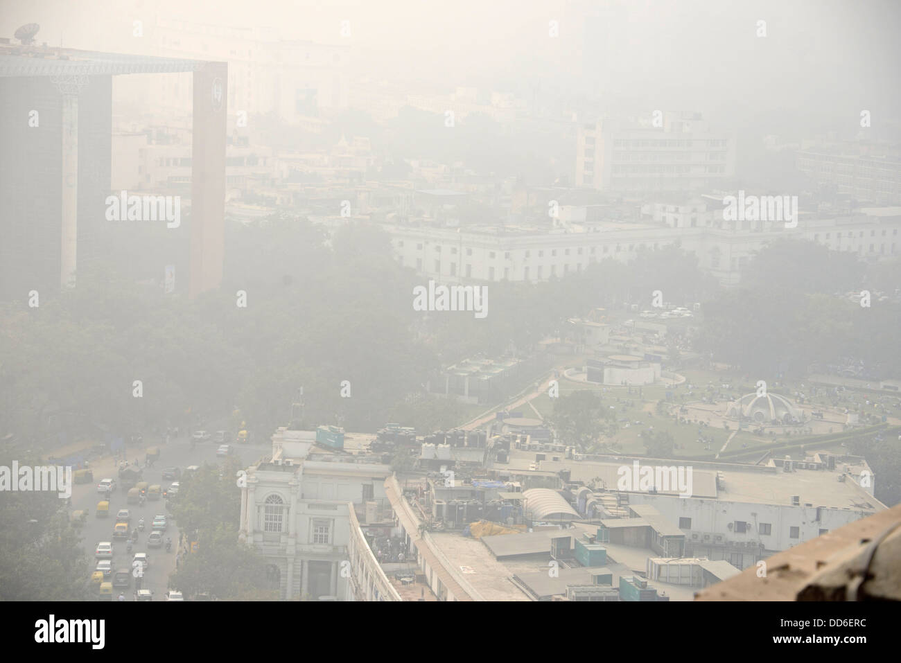 Heavy smog hangs over Connaught Place in Delhi in India Stock Photo - Alamy