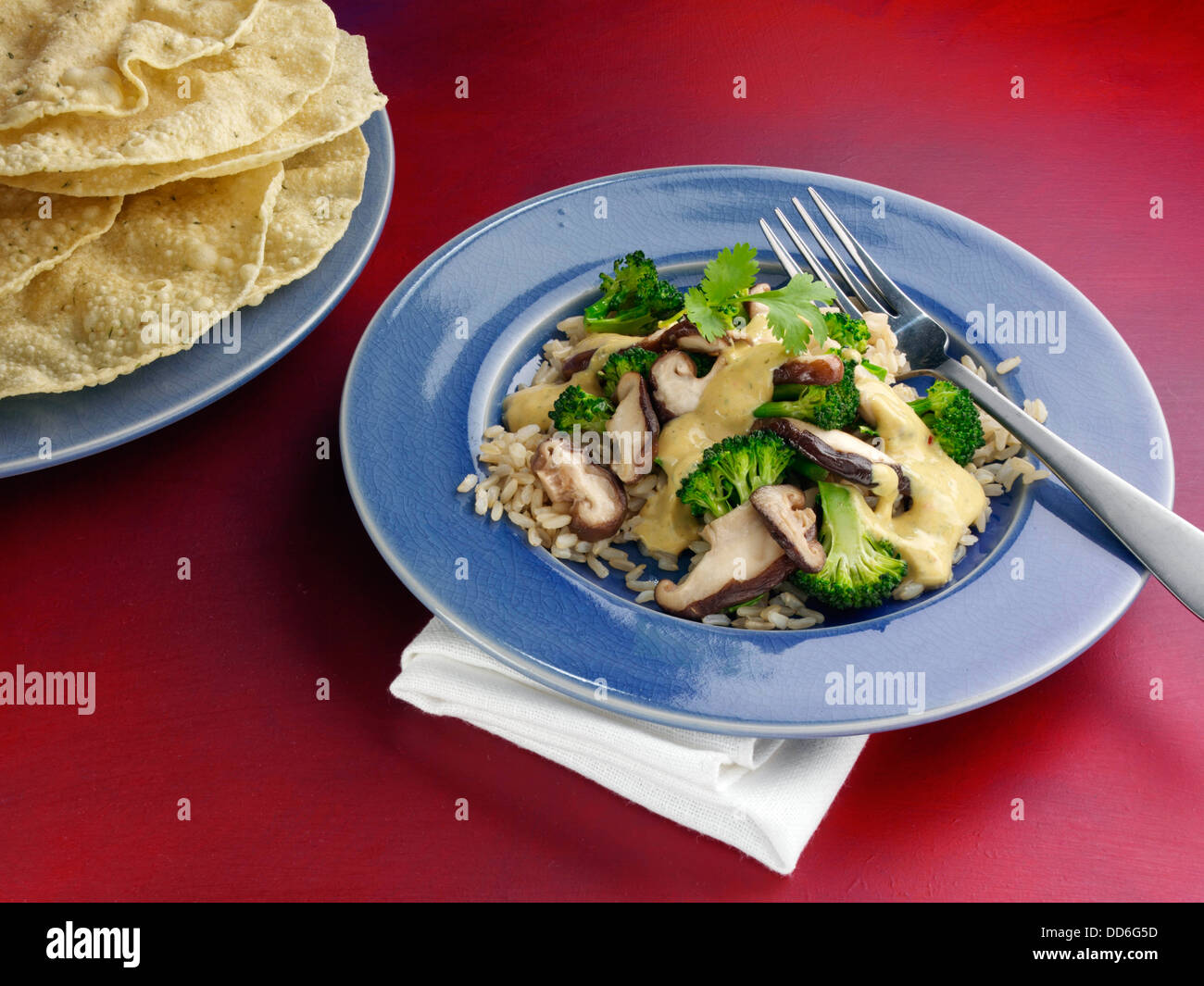 Broccoli shiitake mushrooms tofu curry sauce hi-res stock photography ...