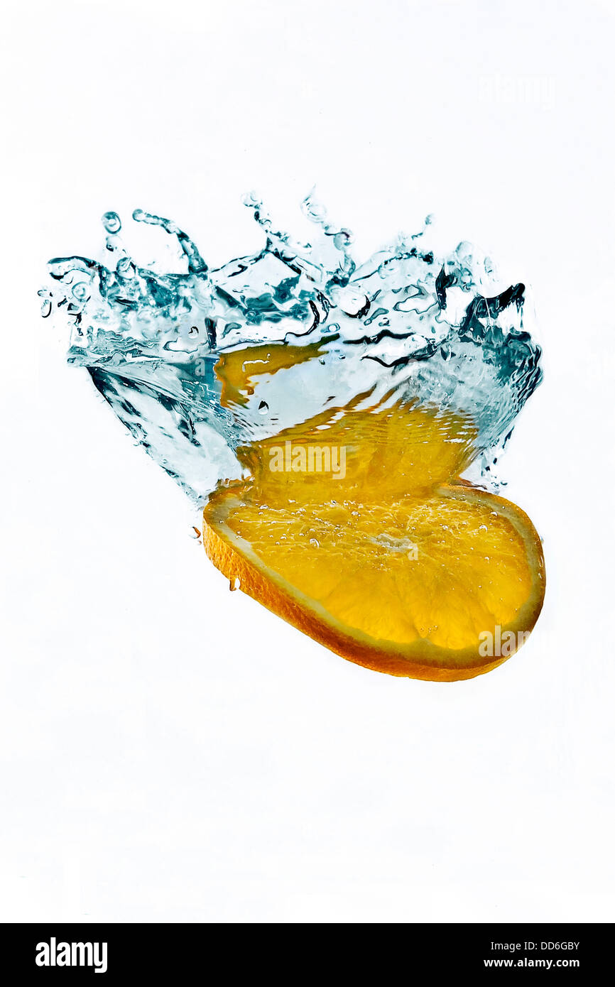 Orange water splash hi-res stock photography and images - Alamy