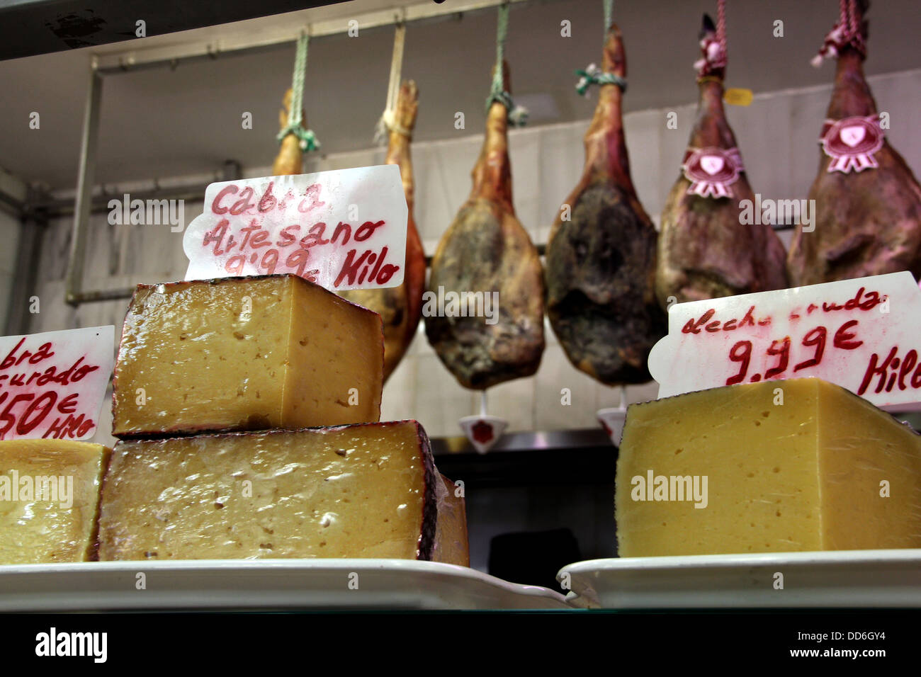 Mercado de granada hi-res stock photography and images - Alamy