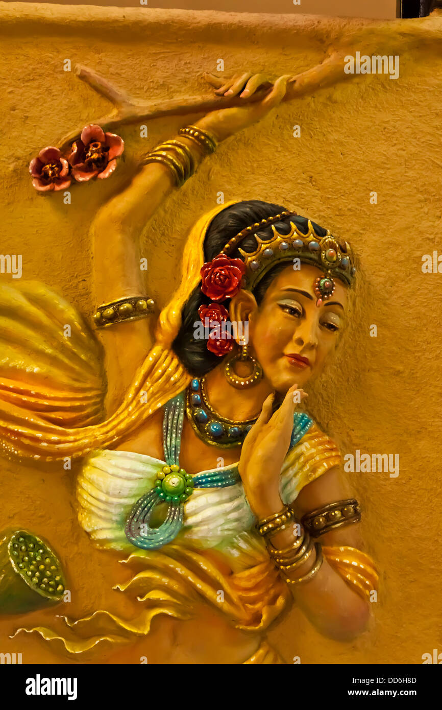 Statue of angle hi-res stock photography and images - Alamy