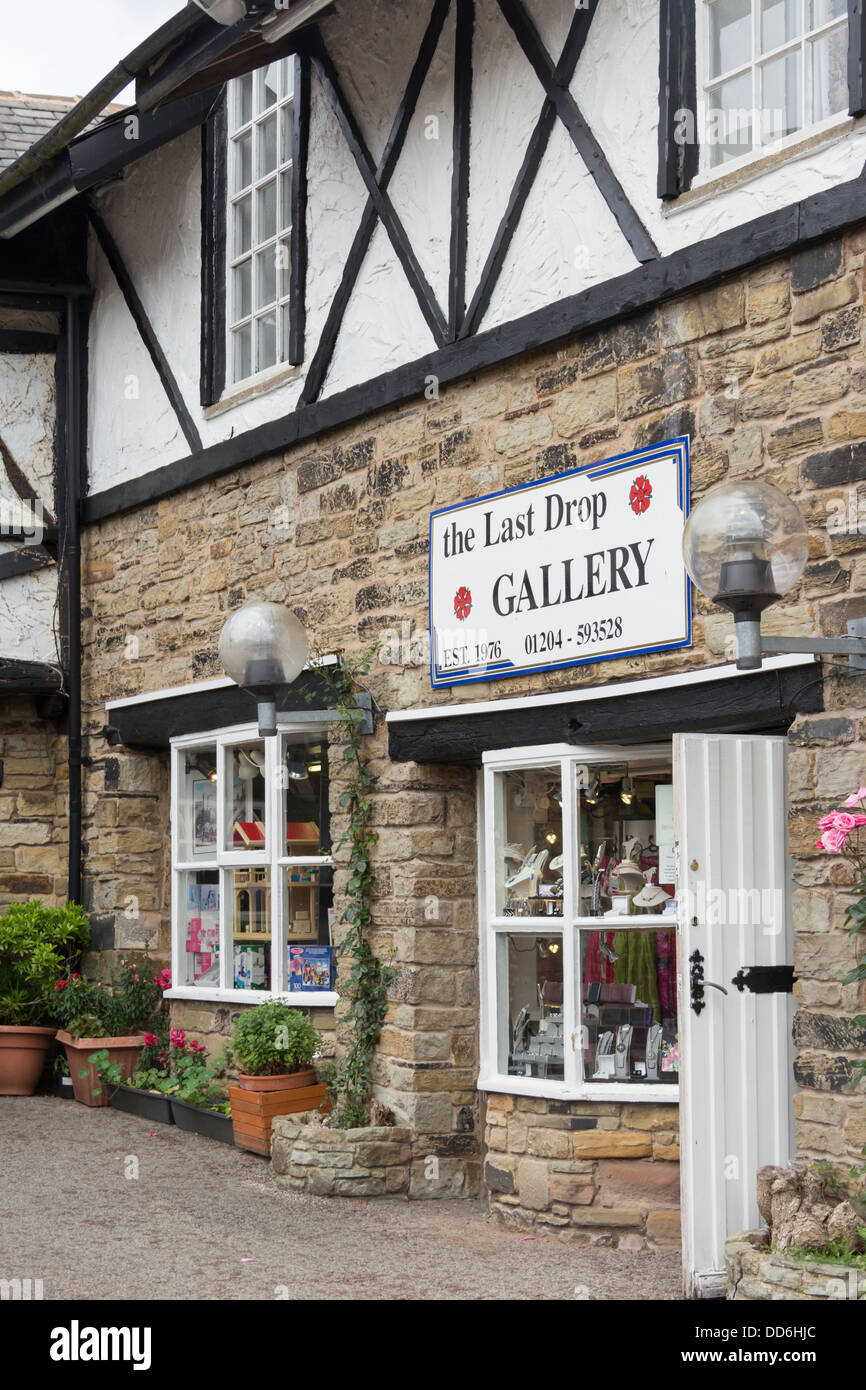 The Last Drop Gallery shop, part of the Last Drop Village hotel complex ...