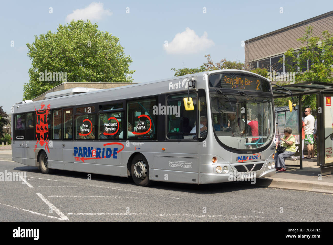 Park and Ride bus on the number 2 Green Line service, collecting ...
