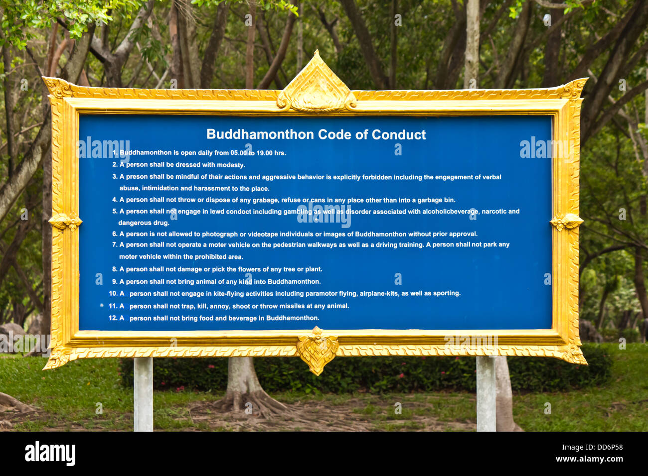 signboard in garden Stock Photo - Alamy