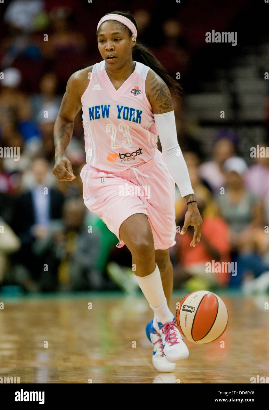 Aug. 27, 2013 - Newark, New Jersey, U.S. - Liberty's guard Cappie ...