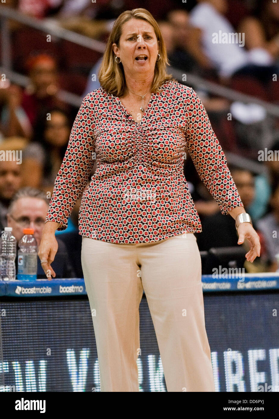 Aug. 27, 2013 - Newark, New Jersey, U.S. - Lynx's head coach Cheryl ...